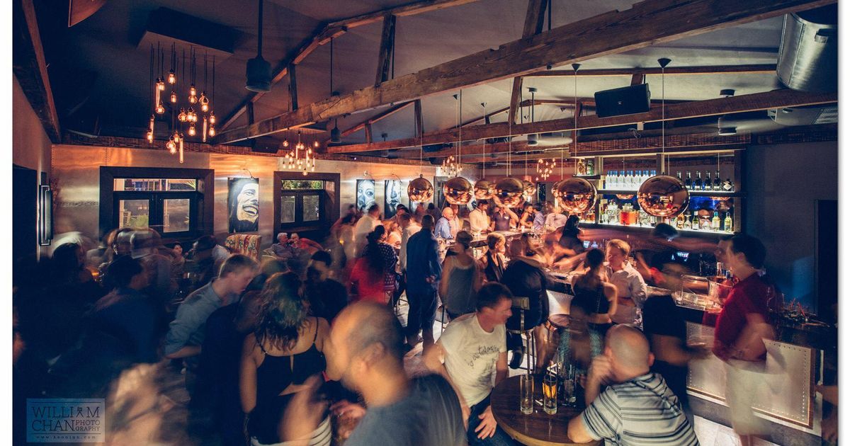 Red Door Lounge - ZenBreak