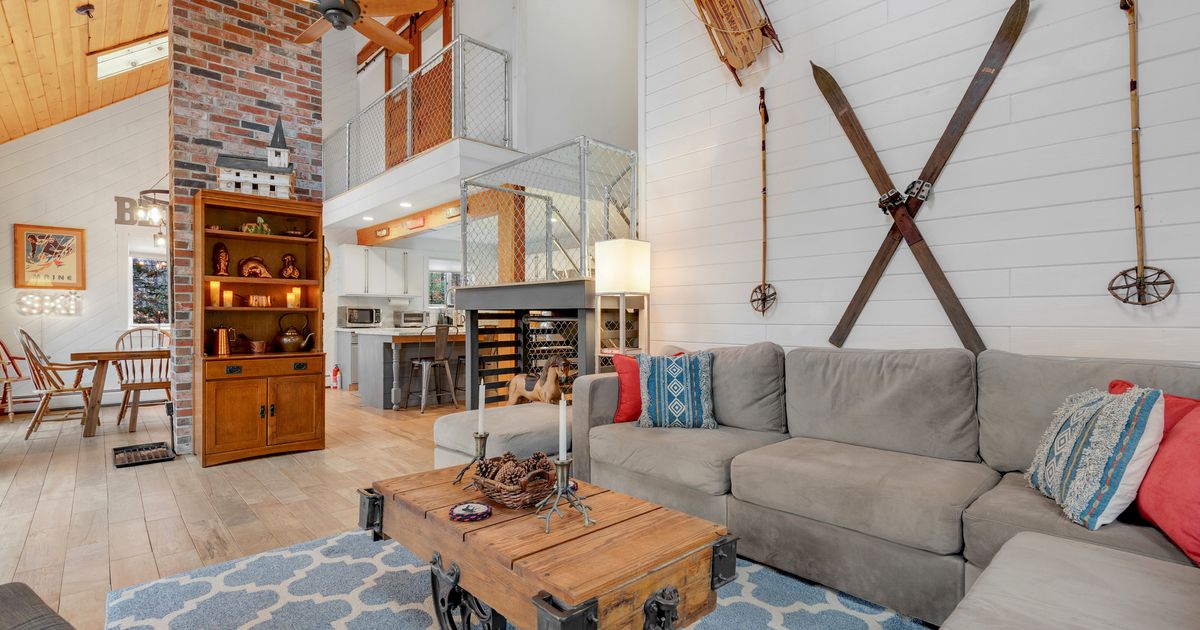 The Bailey Retreat - Maine Ski Lodging Co