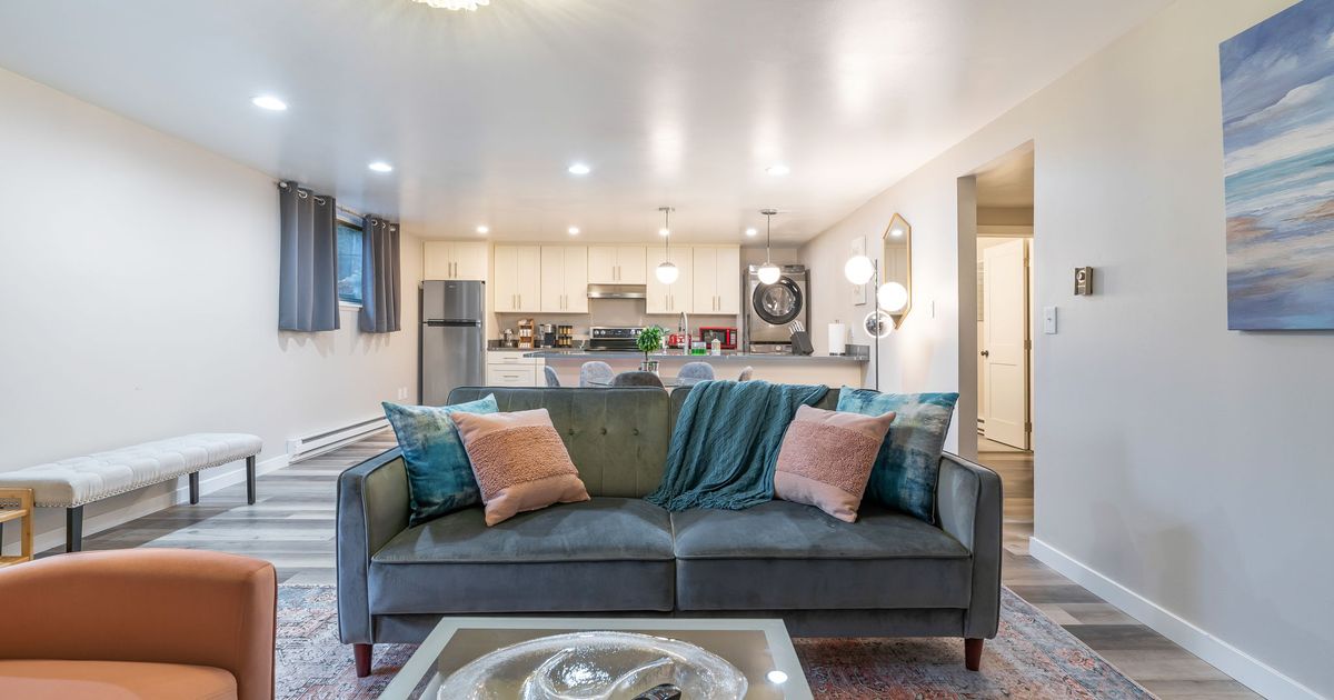 Queen Ann Flat - Perch