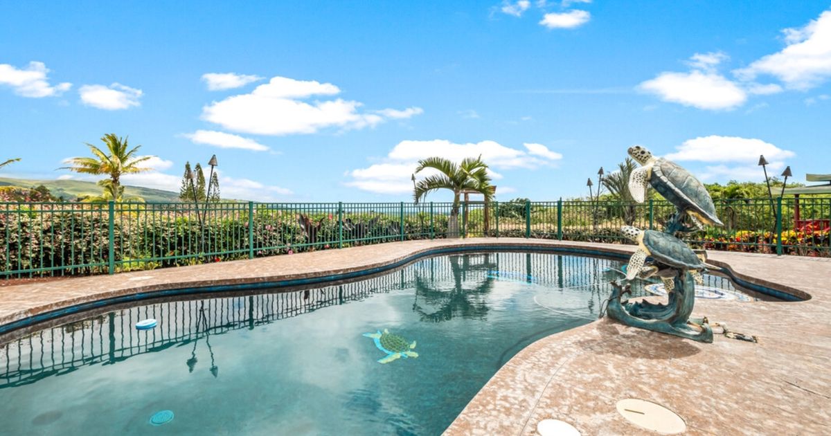 Pool, Gazebo and spacious 3 bedroom/2 bath Home - The Land Office, LLC ...