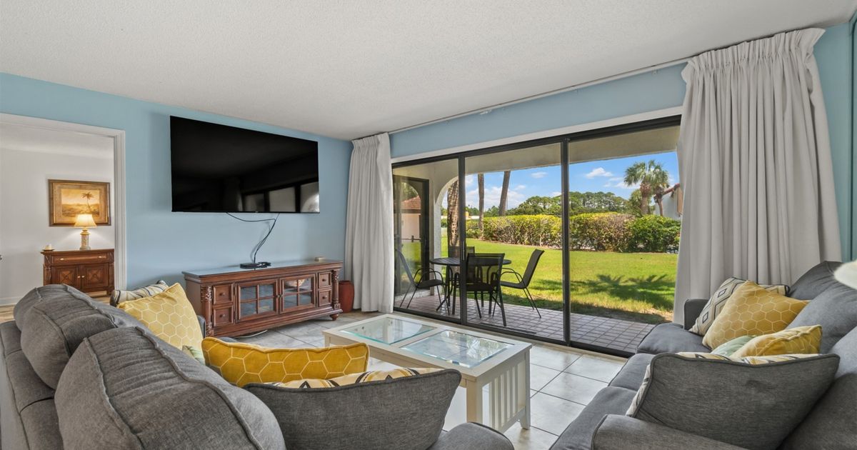 Vacation Rental Panama City Beach, Florida, Condo - FunQuest