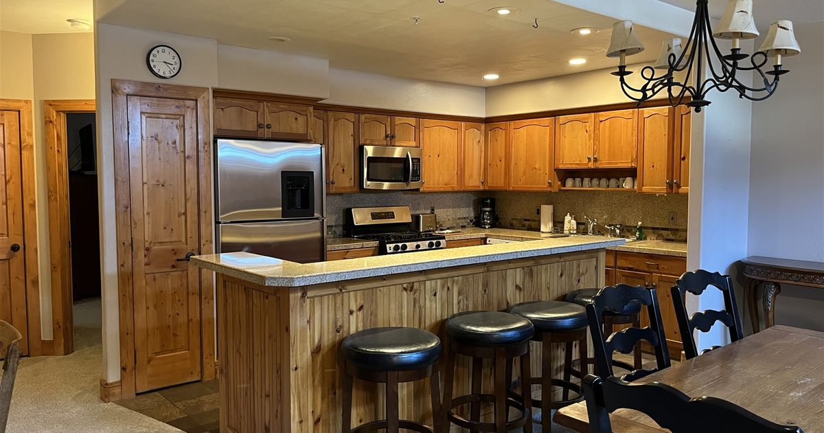 Vantage Point - Alpine Getaways