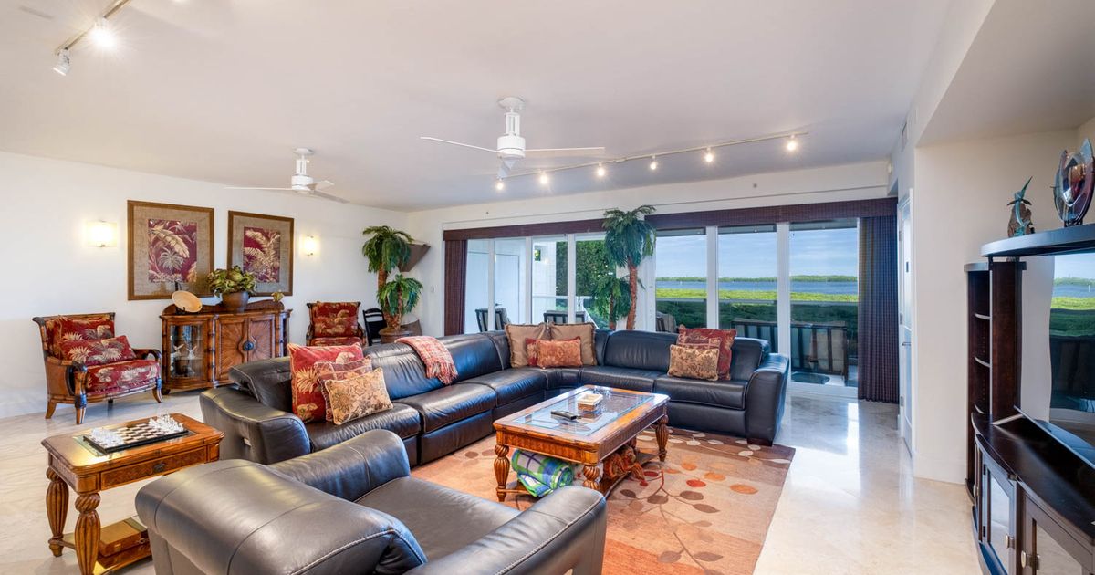 Exceptional! Oceanview 4-bedroom 515 Mariners Club - Barefeet Vacation ...